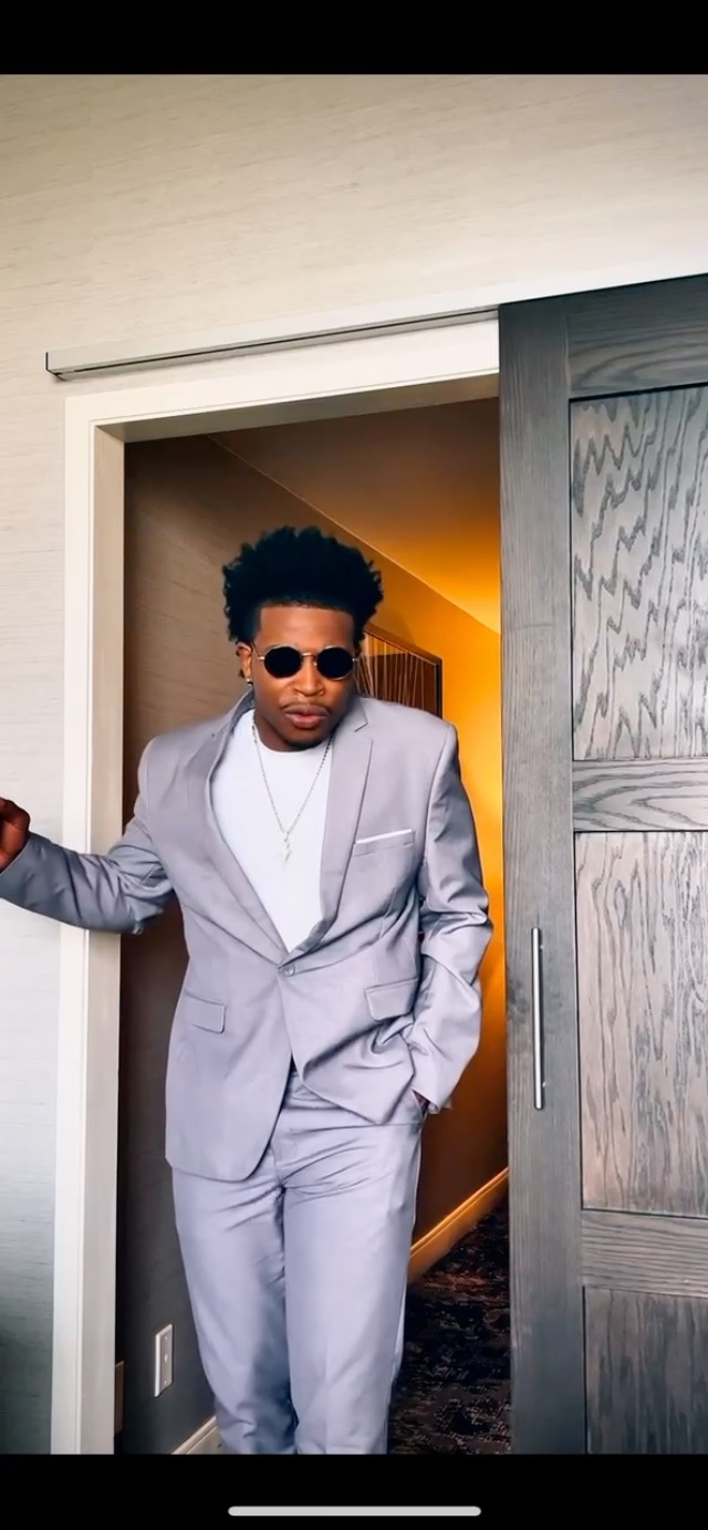 Rorrie D. Travis's Amazon Page