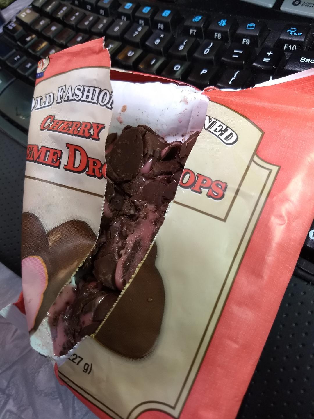 Amazon.com : Old Fashioned Cherry Creme Drops in Gift Box (3 Count ...