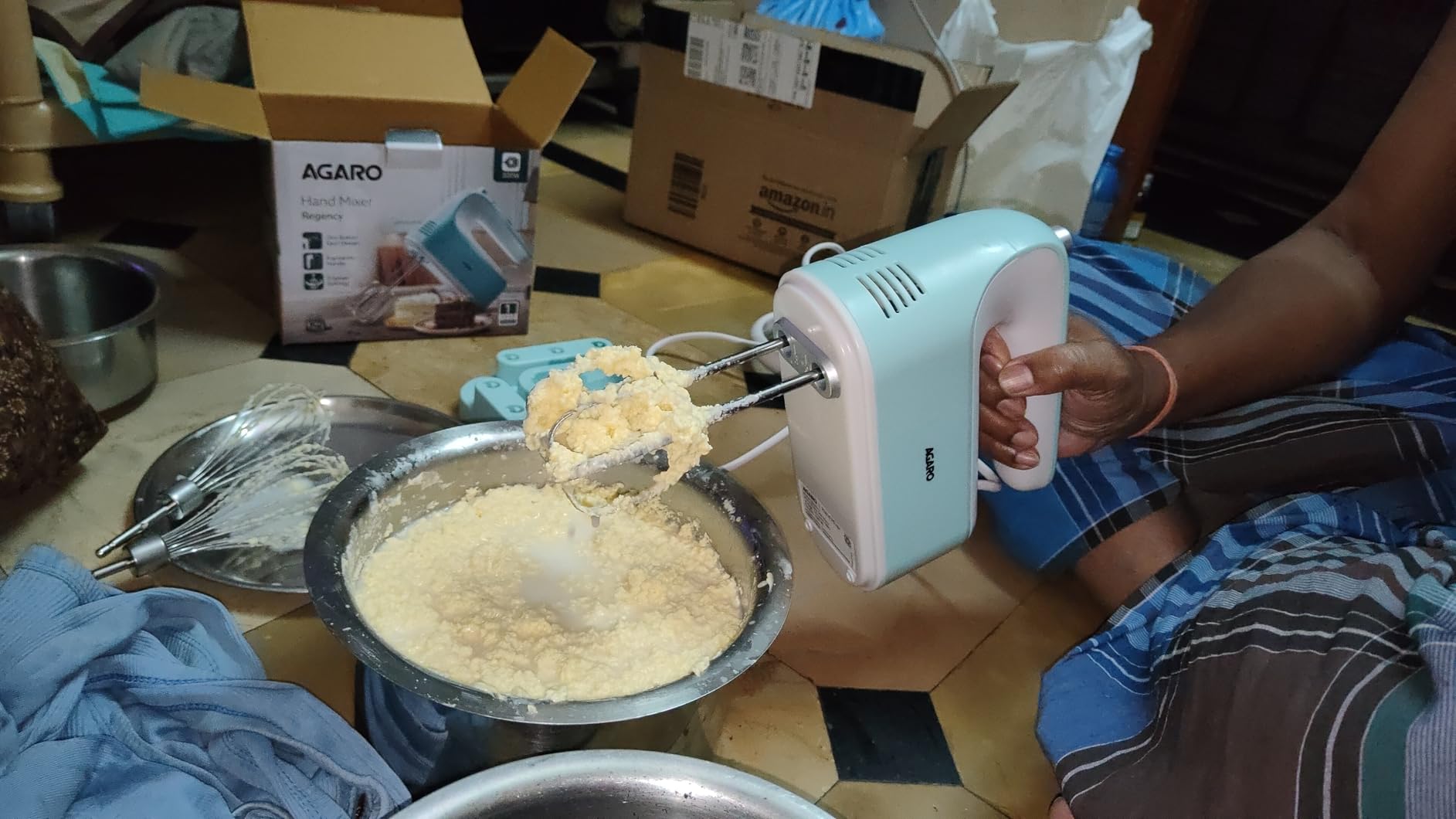 Buy AGARO Regency Hand Mixer, Hand Mixer Blender, Detachable Beaters ...