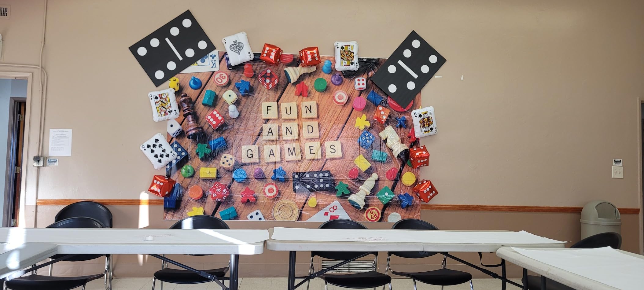 Amazon.com: 5-pack Royal Flush Mini Inflatable Playing Cards | Includes ...