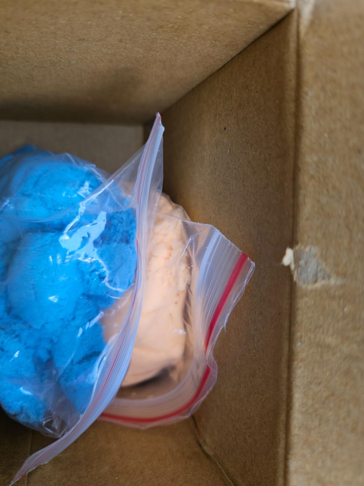 Intelliskills Premium Magic Kinetic Sand Kit with Shape Moulds for Kids ...