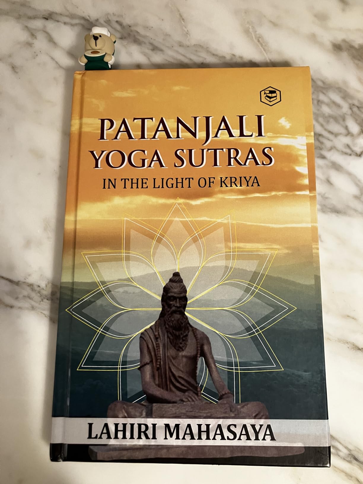 Patanjali Yoga Sutras: In the Light of Kriya : Lahiri Mahasaya: Amazon ...
