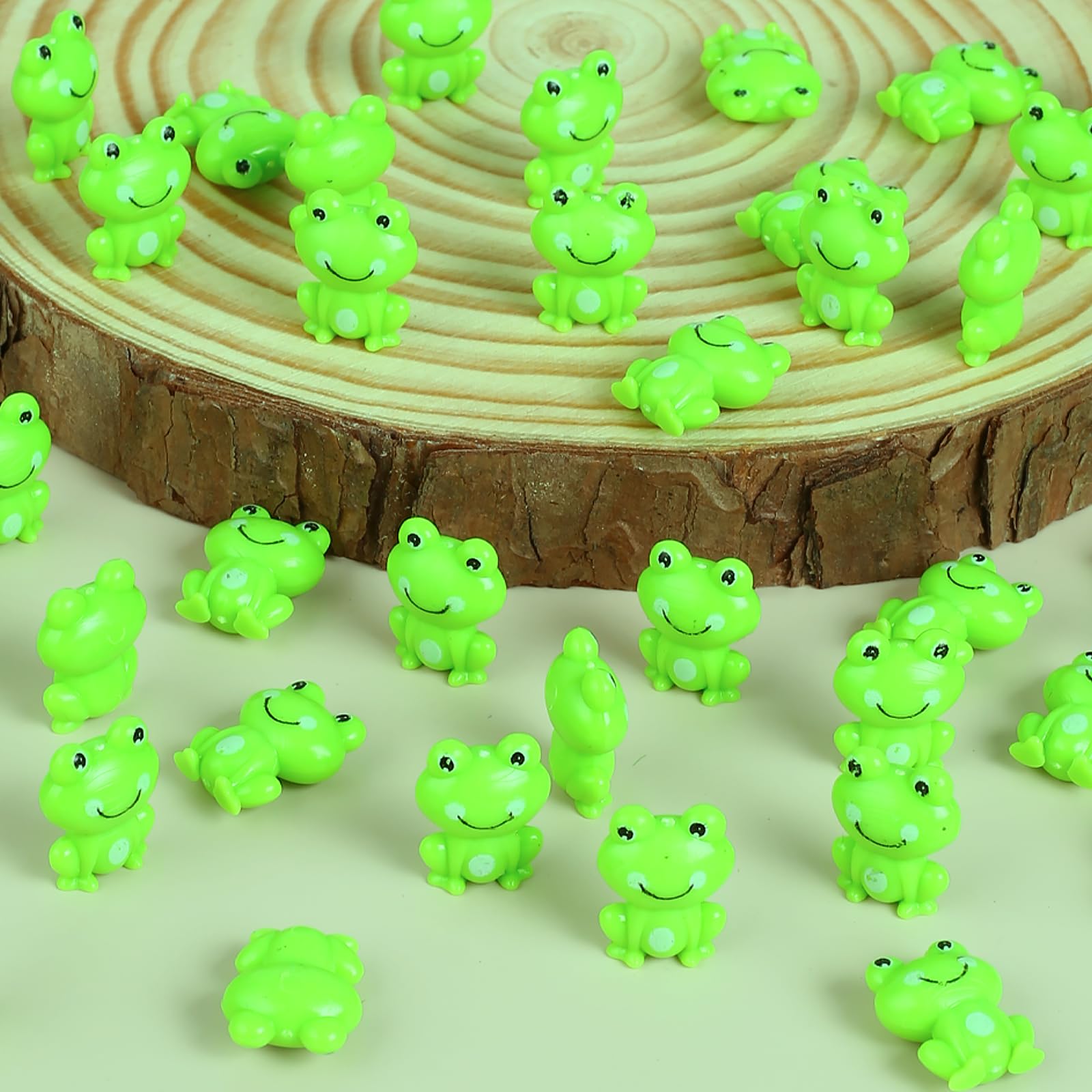 Snapklik.com : 100 Pcs Mini Luminous Frogs, Small Plastic Frogs ...