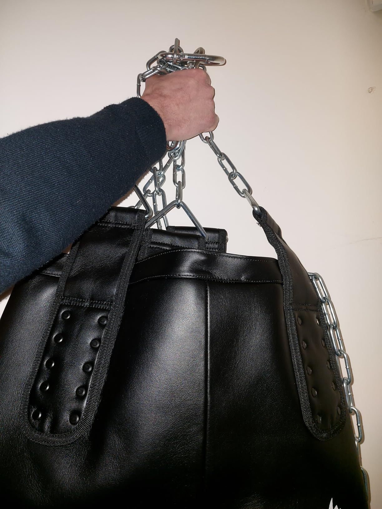 Bullet Punch Bag - Huge - Self-Fill Punch Bag - 100kg Filling Capacity ...