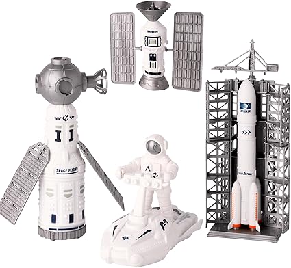 Amazon.com: Wbzle Space Toy Kit, Spaceship Toys Set with Astronaut ...