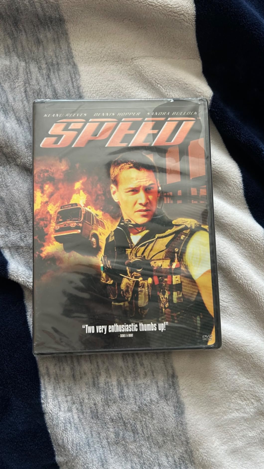 Speed (Two-Disc Blu-ray/DVD Combo): Dennis Hopper, Keanu Reeves, Sandra ...