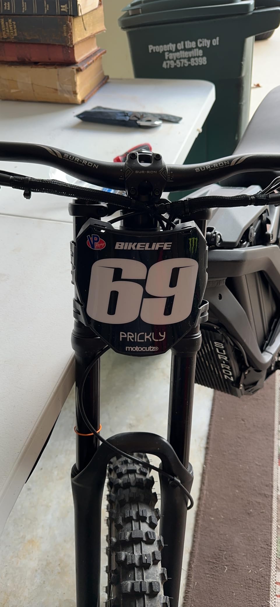 Amazon.com : ODI Downhill Number Plate, Ag, Black : Sports & Outdoors