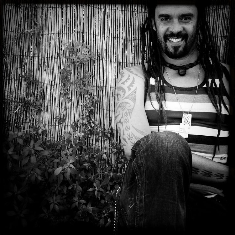 Amazon.com: Michael Franti: books, biography, latest update