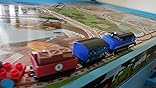Thomas & Friends Trackmaster Gustavo Motorized Train (GPJ53) : Amazon ...