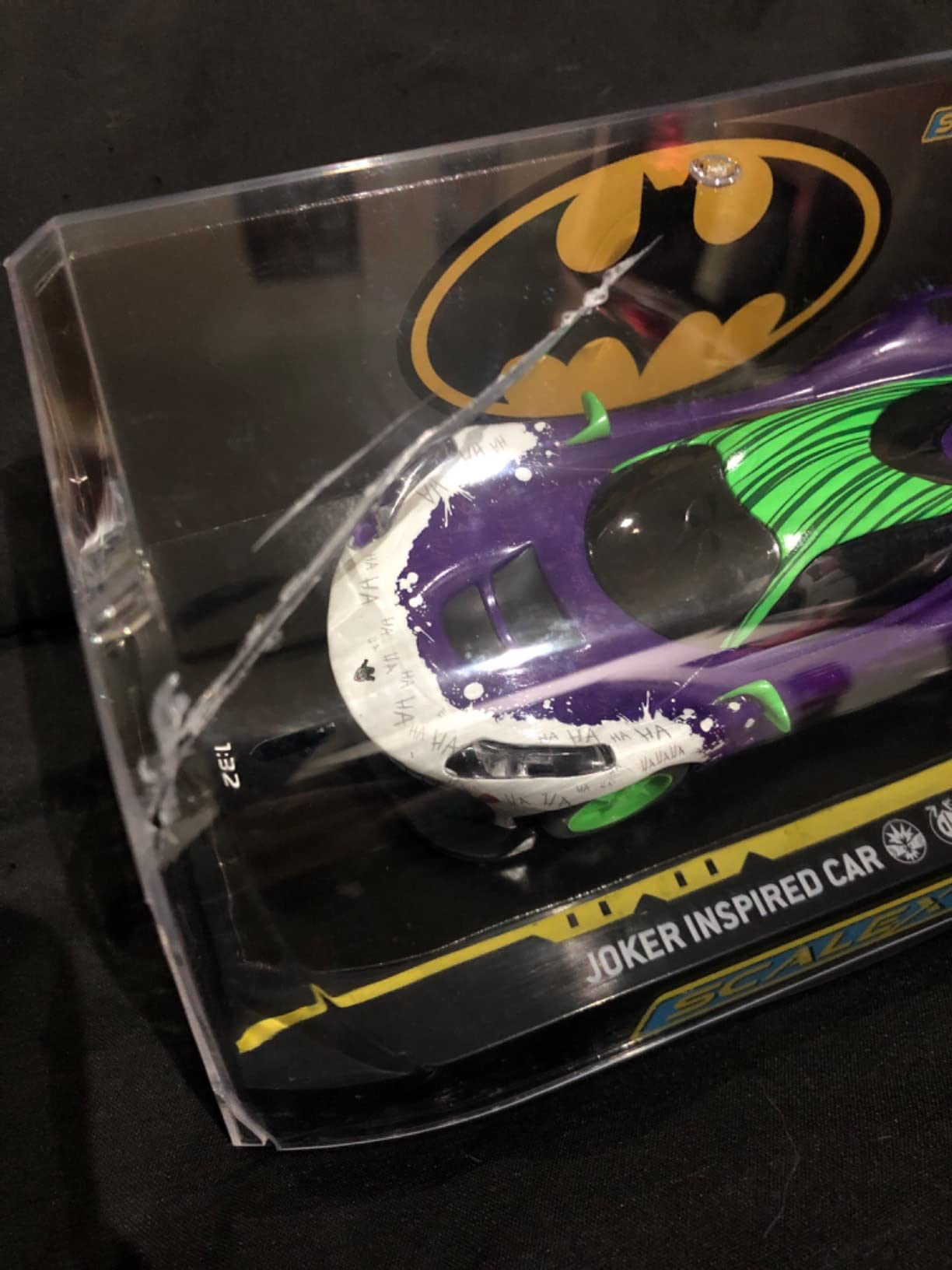 Amazon.com: Scalextric Justice League's Joker Car 1:32 Slot Race Car ...