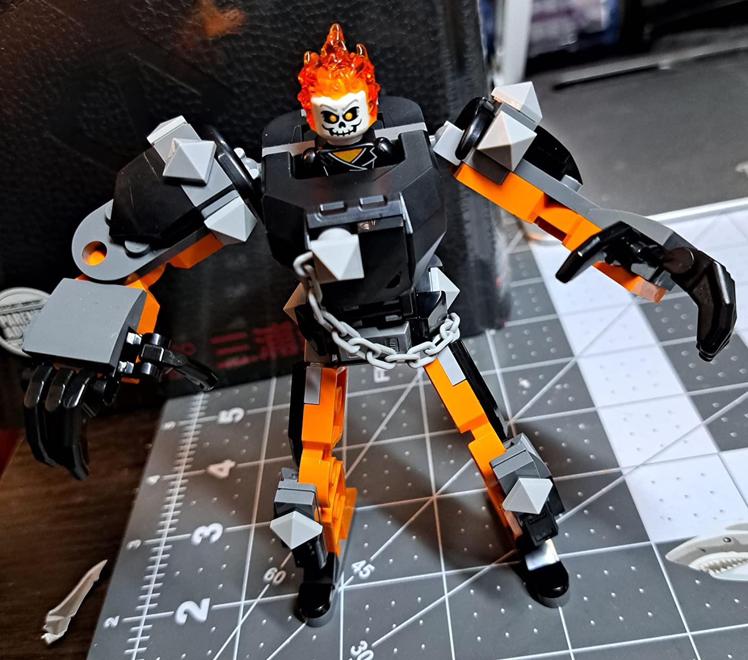 Amazon.com: LEGO Marvel Ghost Rider Mech & Bike 76245, Buildable ...