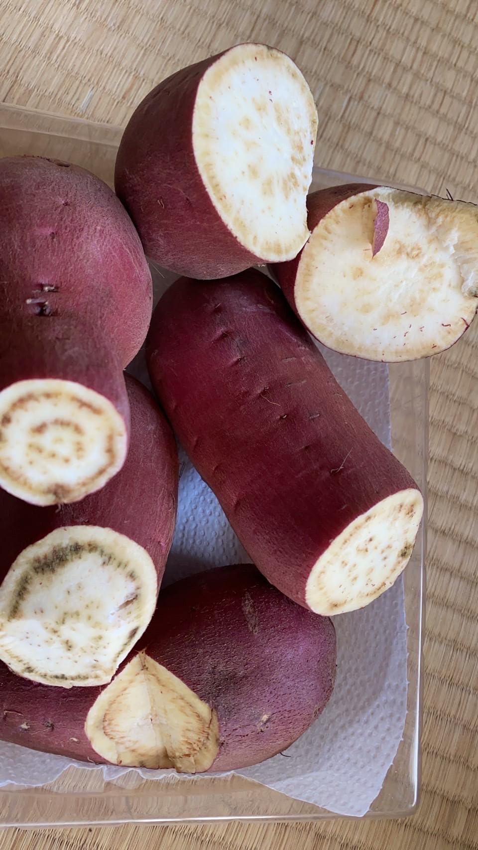 Amazon | 【MSKSHOP】最高級 おいも屋さんのさつまいも シルクスイート A品 Mサイズ 千葉 茨城県産 スイートポテト しっとり焼芋 選べるサイズ (2kg) | MSKSHOP ...