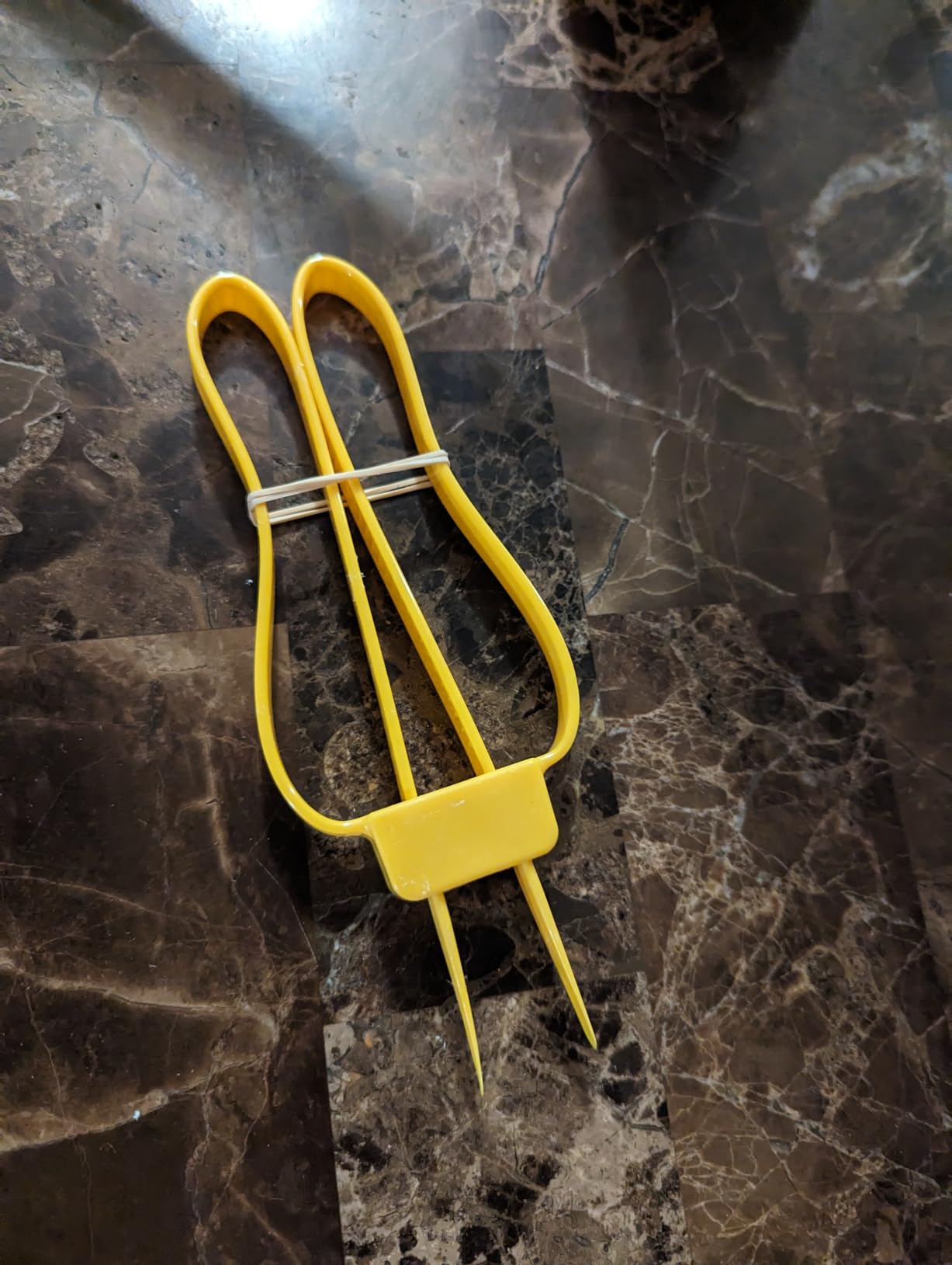 Amazon.com: XINGO Flex Cuffs, Heavy Duty Nylon Double Flex Zip Tie ...