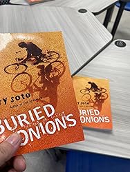 Buried Onions: Soto, Gary: 9780064407717: Amazon.com: Books