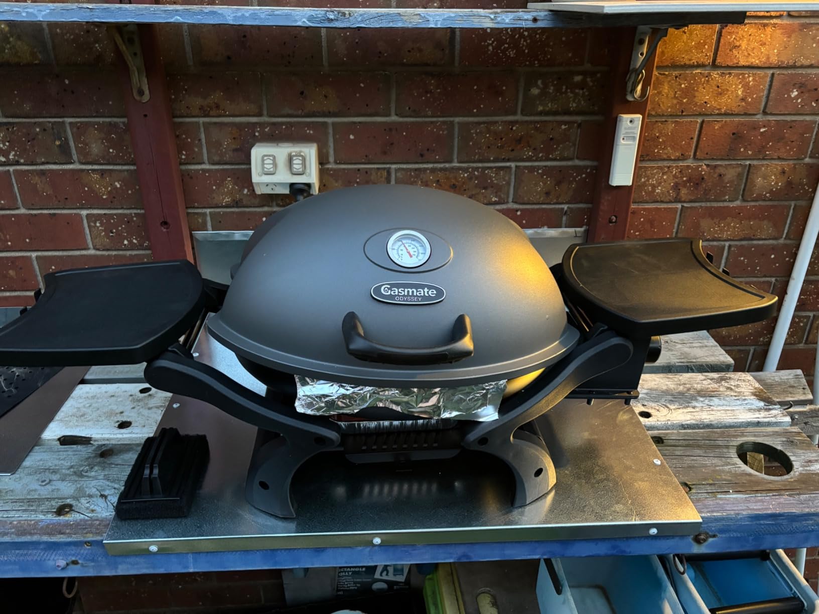 Gasmate Odyssey 2200W Electric Portable BBQ Grill, Matt Grey : Amazon ...