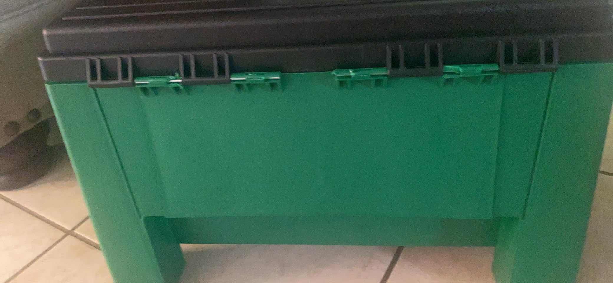 Amazon.com: Step N Store, Step Stool Tool Box 20" Garden Green : Patio ...