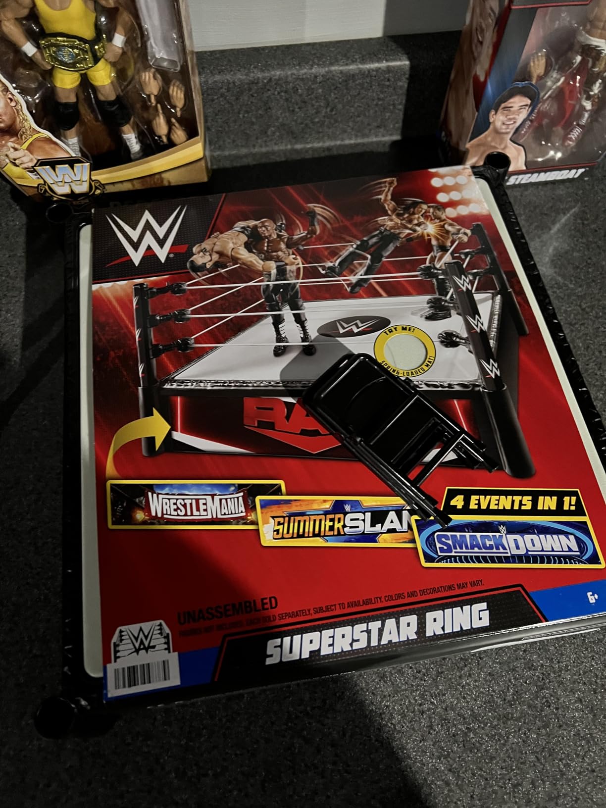 Amazon.com: Mattel WWE Superstar Ring Playset with Spring-Loaded Mat ...