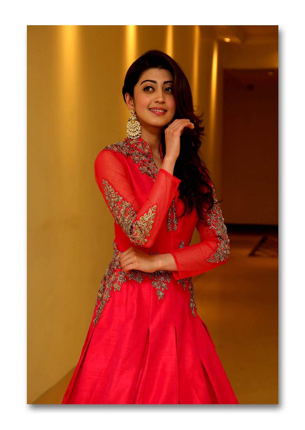 Tamatina Paper Pranitha Subhash Poster (12 X 18 Inch, Multicolor ...