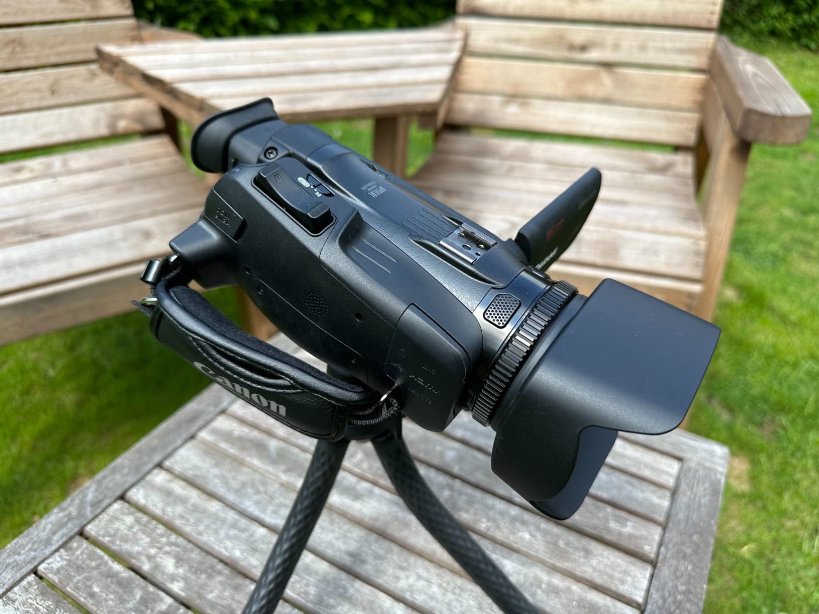 Canon LEGRIA HF G70 4K Camcorder - 4K UHD/25P - 20x Optical Zoom Lens ...