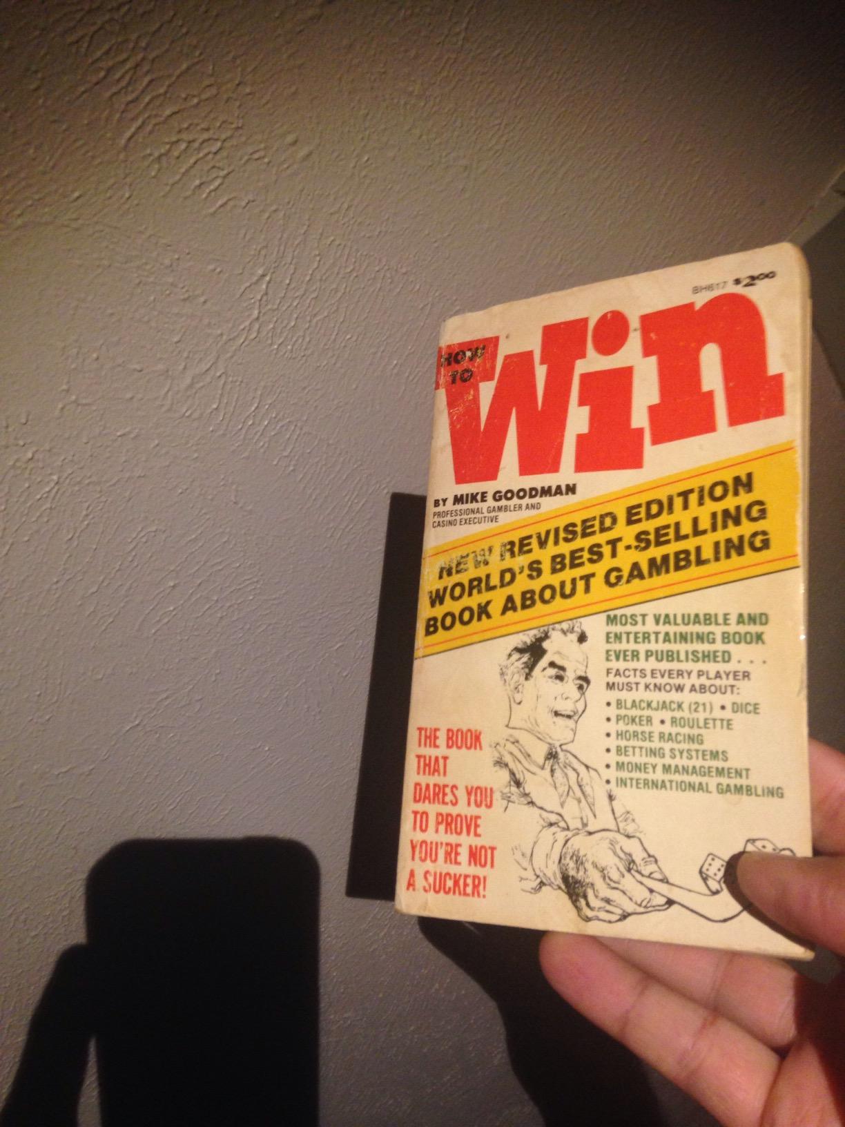 How to Win: Goodman, Mike: 9780870678530: Amazon.com: Books