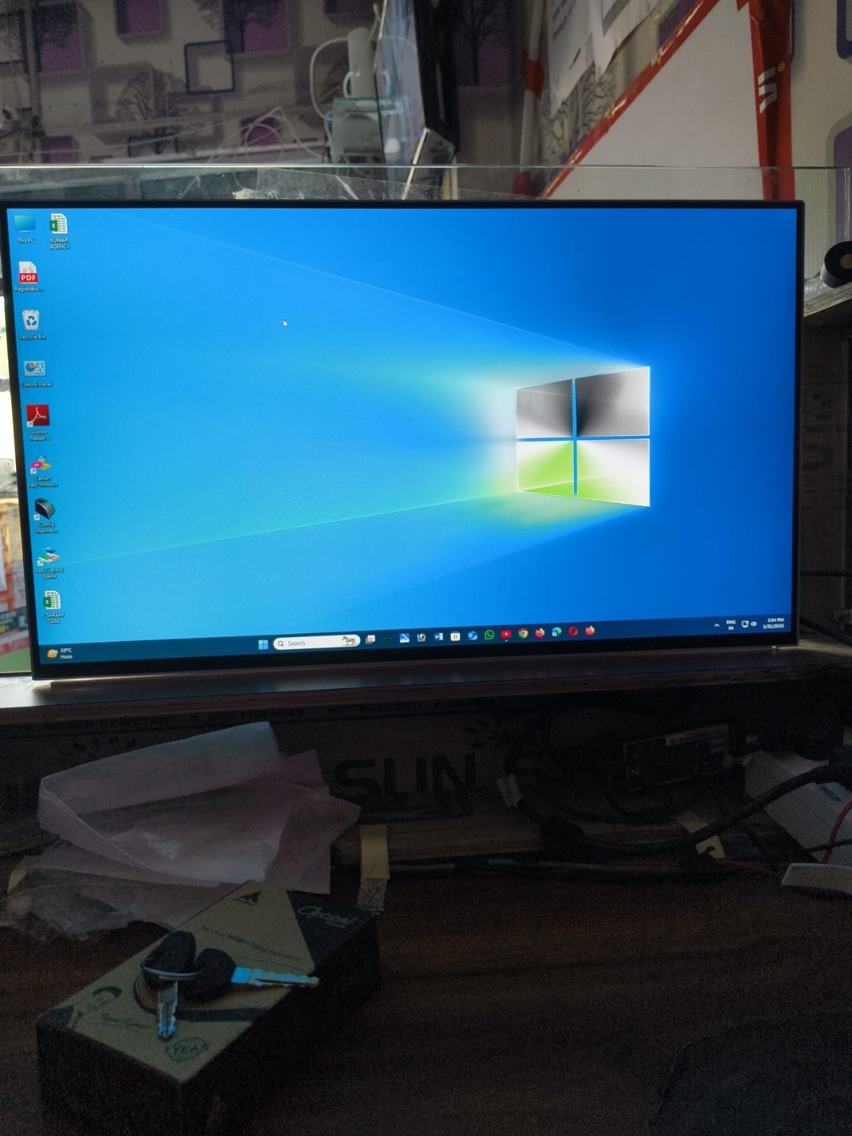 Lenovo L-Series 27 inch (68.5cm) FHD IPS Monitor| 100Hz, 1ms, FreeSync ...