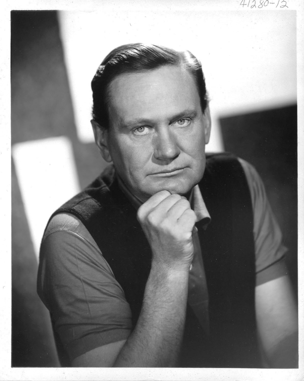 Wendell Corey 8x10 photo H2374 at Amazon's Entertainment Collectibles Store