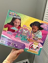 Amazon.com: Fashion Fidgets Fashion Show Playset, 2-in-1 Runway and ...