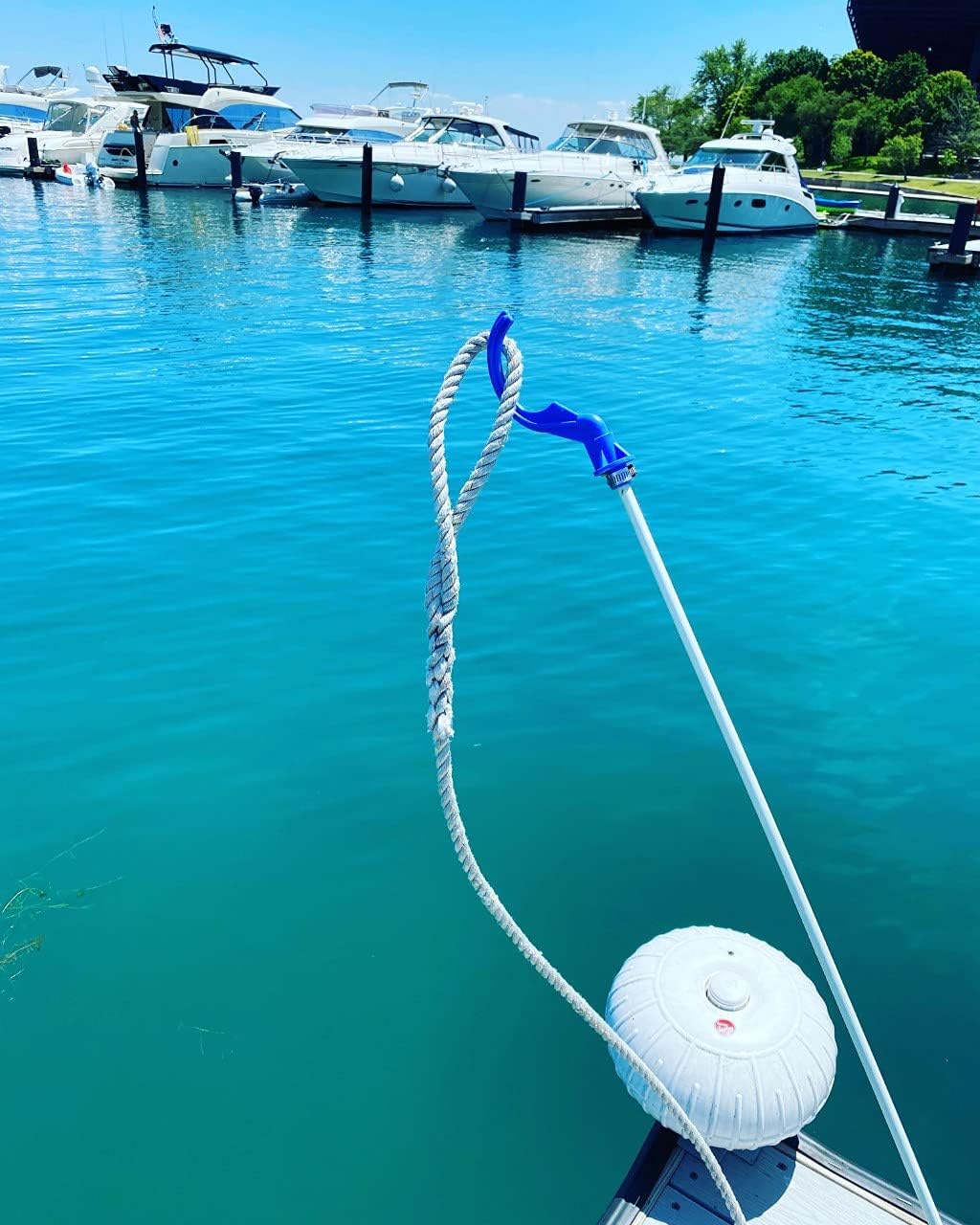 Amazon.com: Black or White Dock Piling Line Holder Hook - Store Your ...