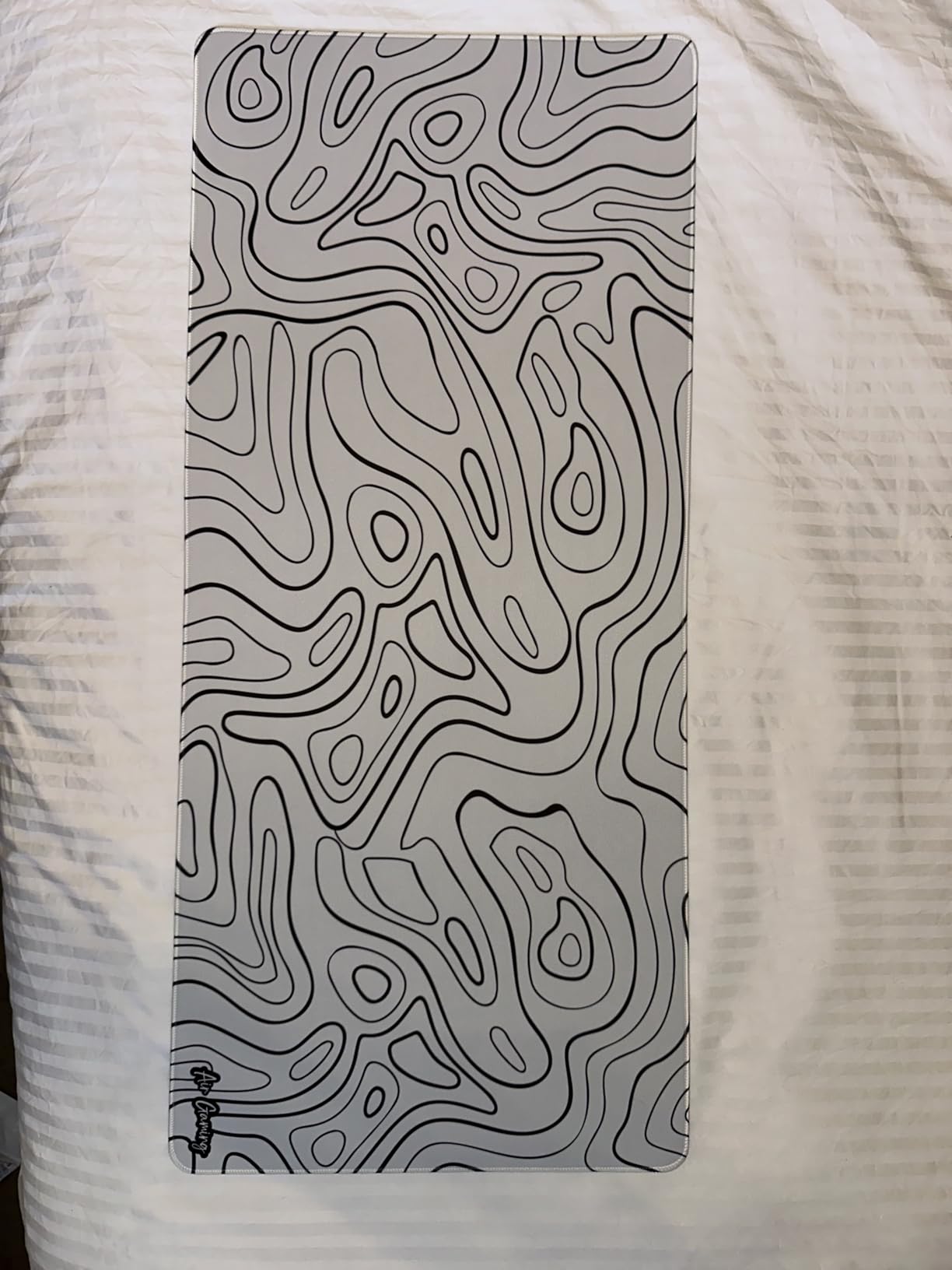 Air Gaming White Topo Large Gaming Mouse Pad, 900x400x4mm, Spill Proof ...