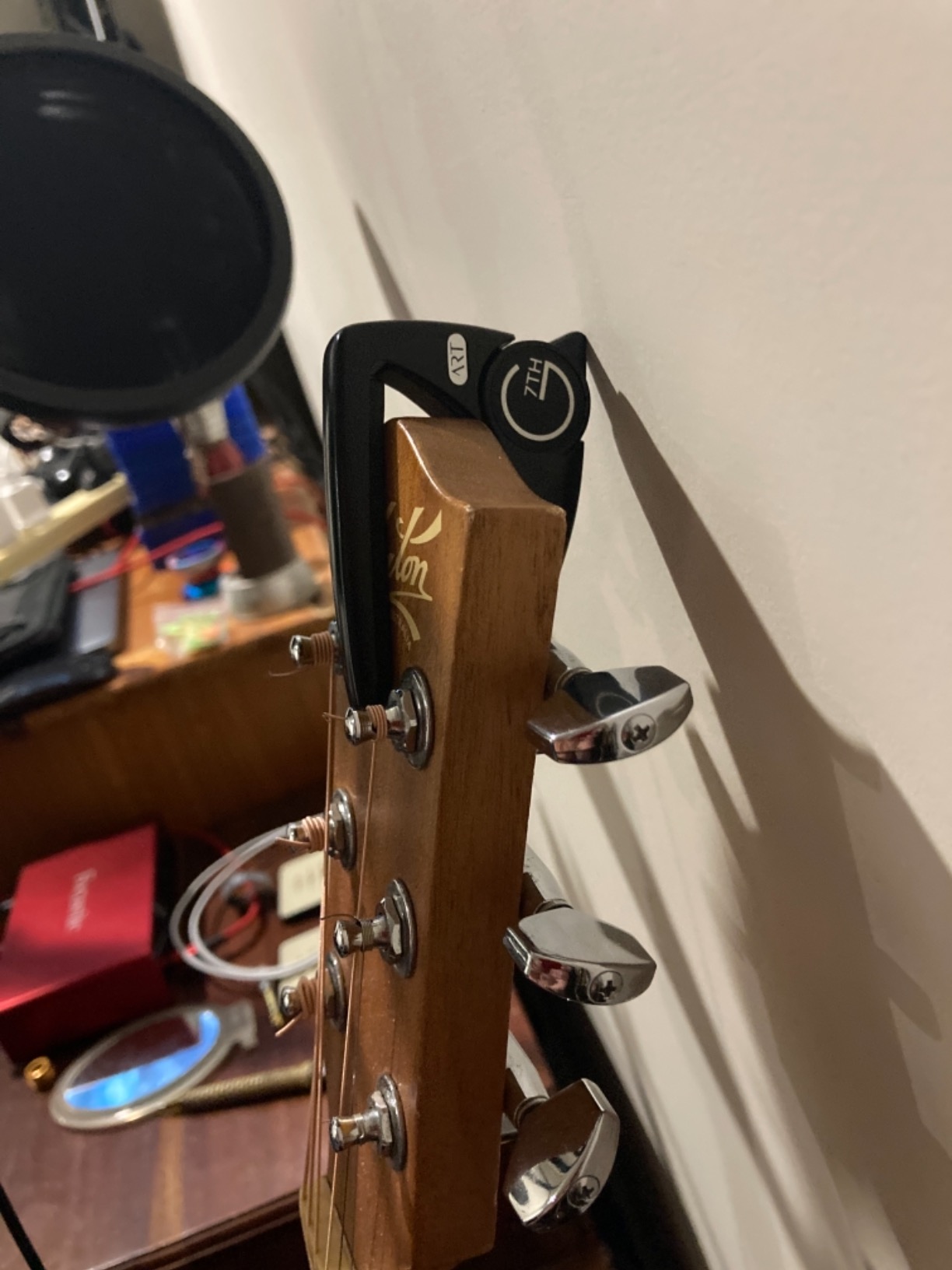 G7th Performance 3 Capo with ART (Steel String Satin Black) : Amazon ...