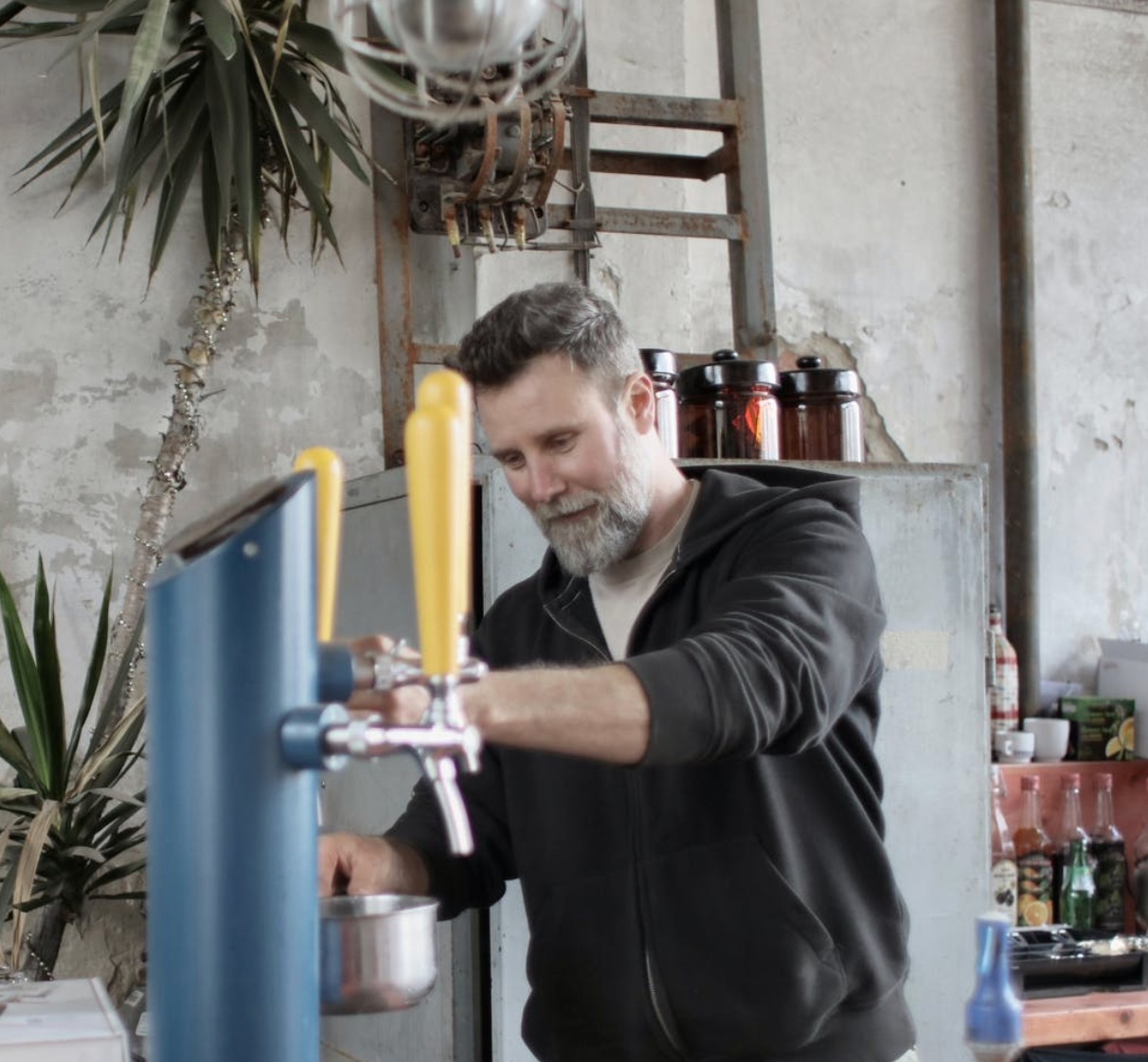 Amazon.com: Chris Newak: books, biography, latest update