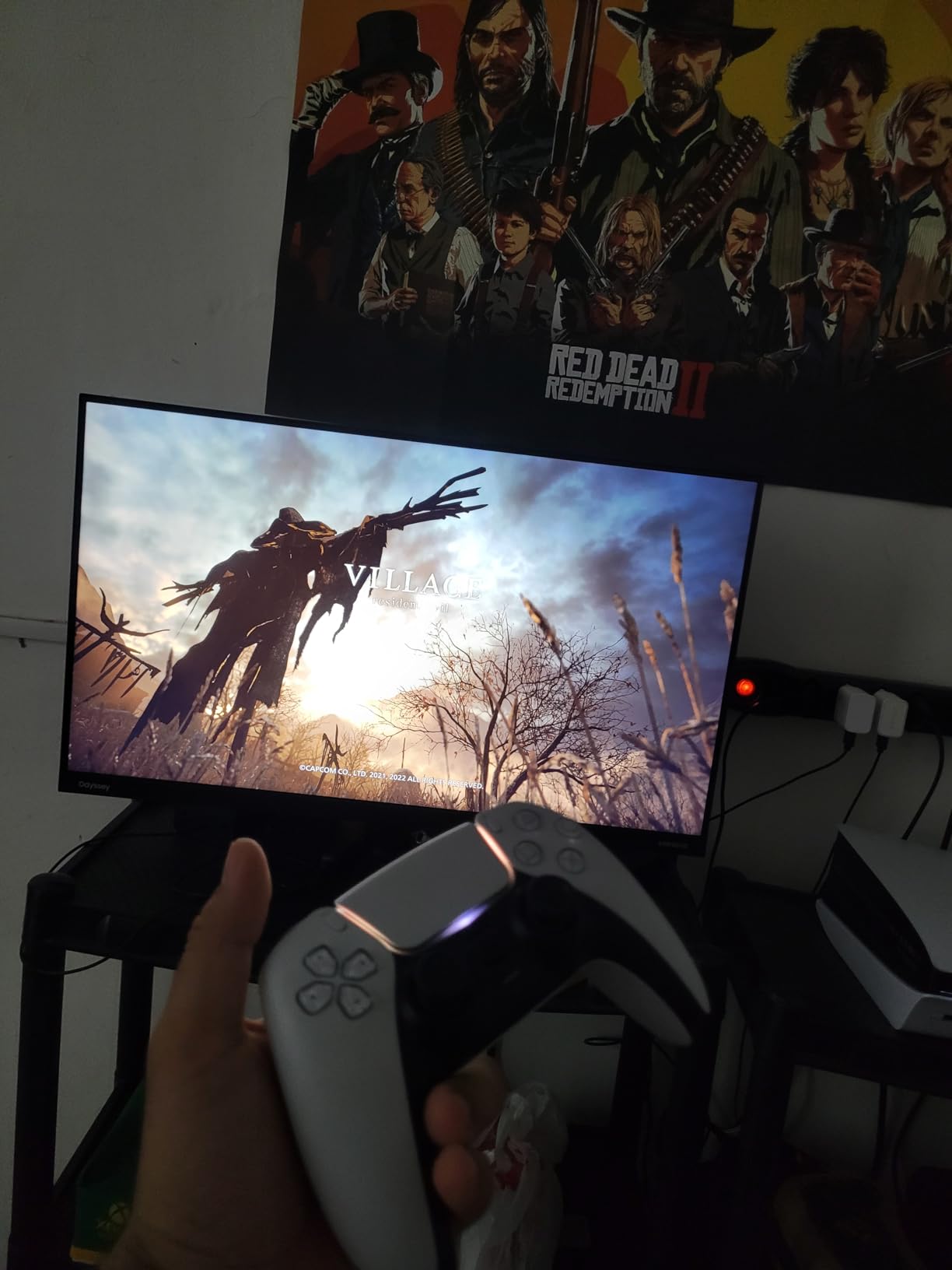 Resident Evil Village: Gold Edition - PlayStation 5 : Amazon.com.br ...