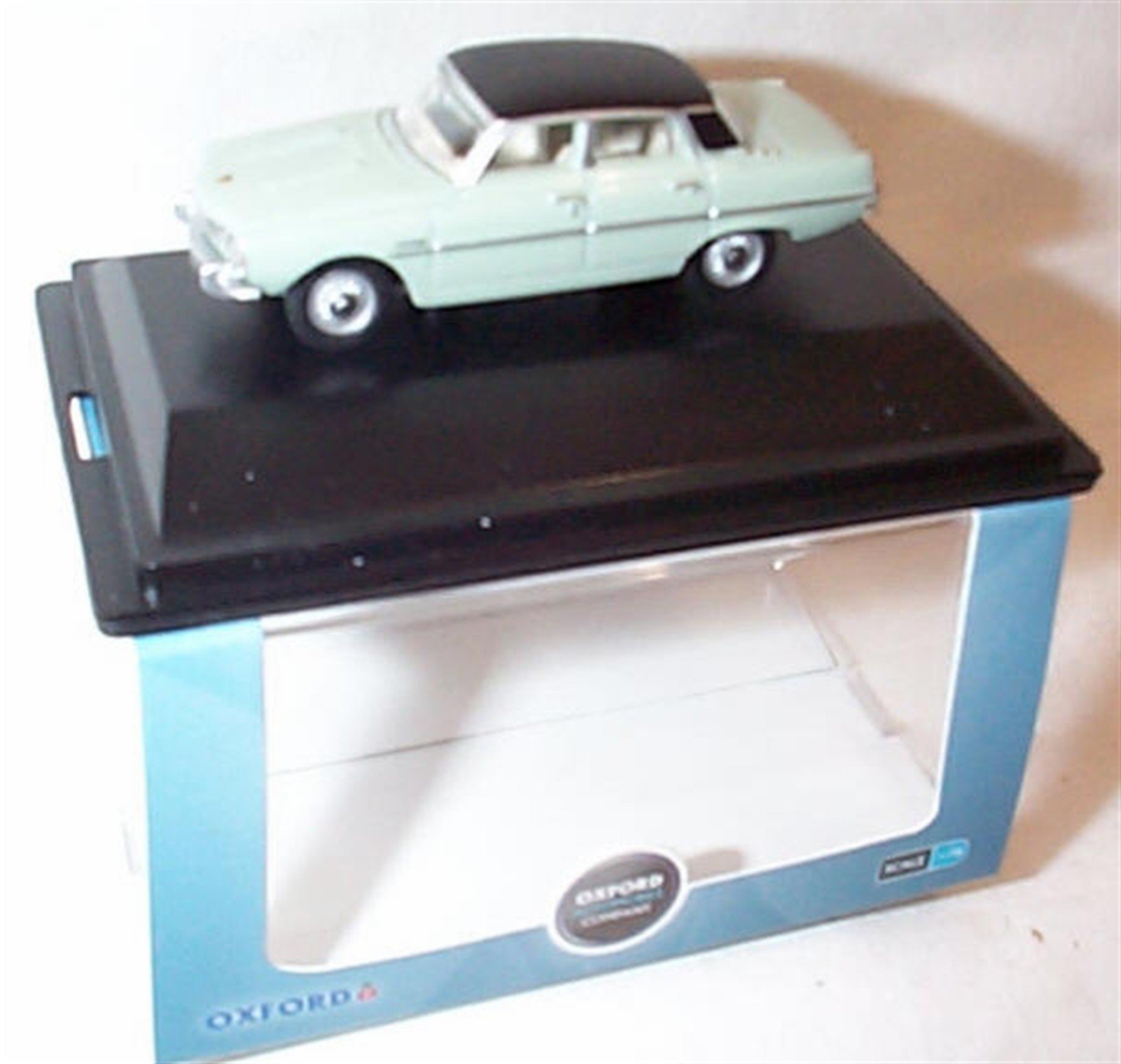 oxford Rover P6 Lunar Grey car 1.76 railway scale diecast model ...