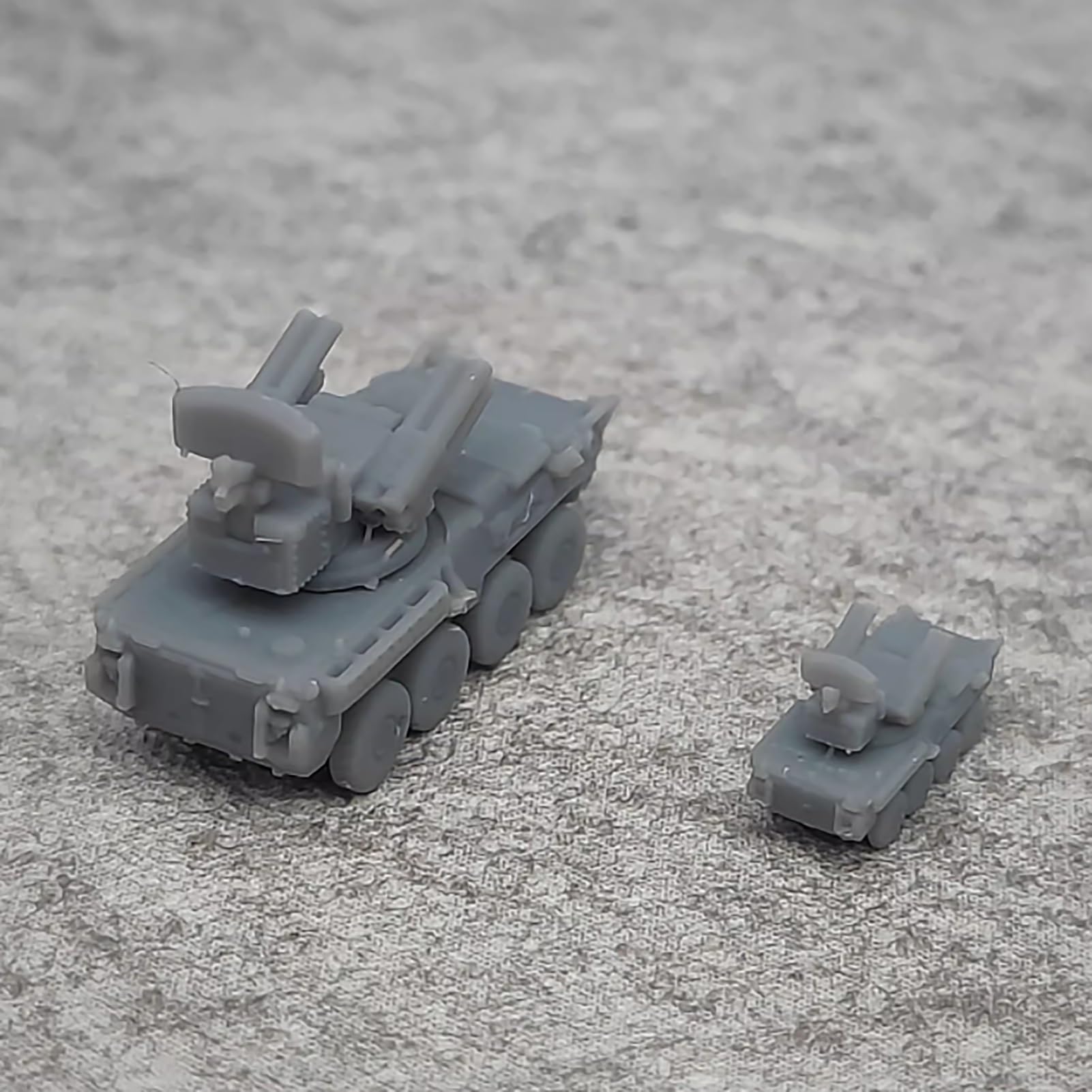 Military Model Tanks 1/700 & 1/350 Scale Stryker Military Model Kits ...