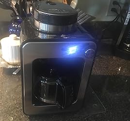 Amazon.com: Viante Mini Coffee Maker with grinder built in | Grind and ...