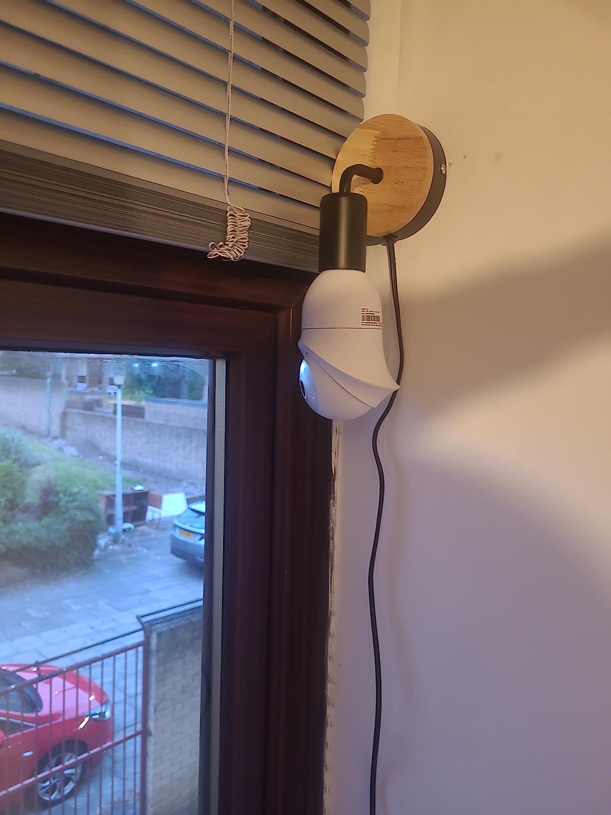 owltron 4MP Bulb Security Camera - 2.4GHz, 360° 2K Security Cameras ...