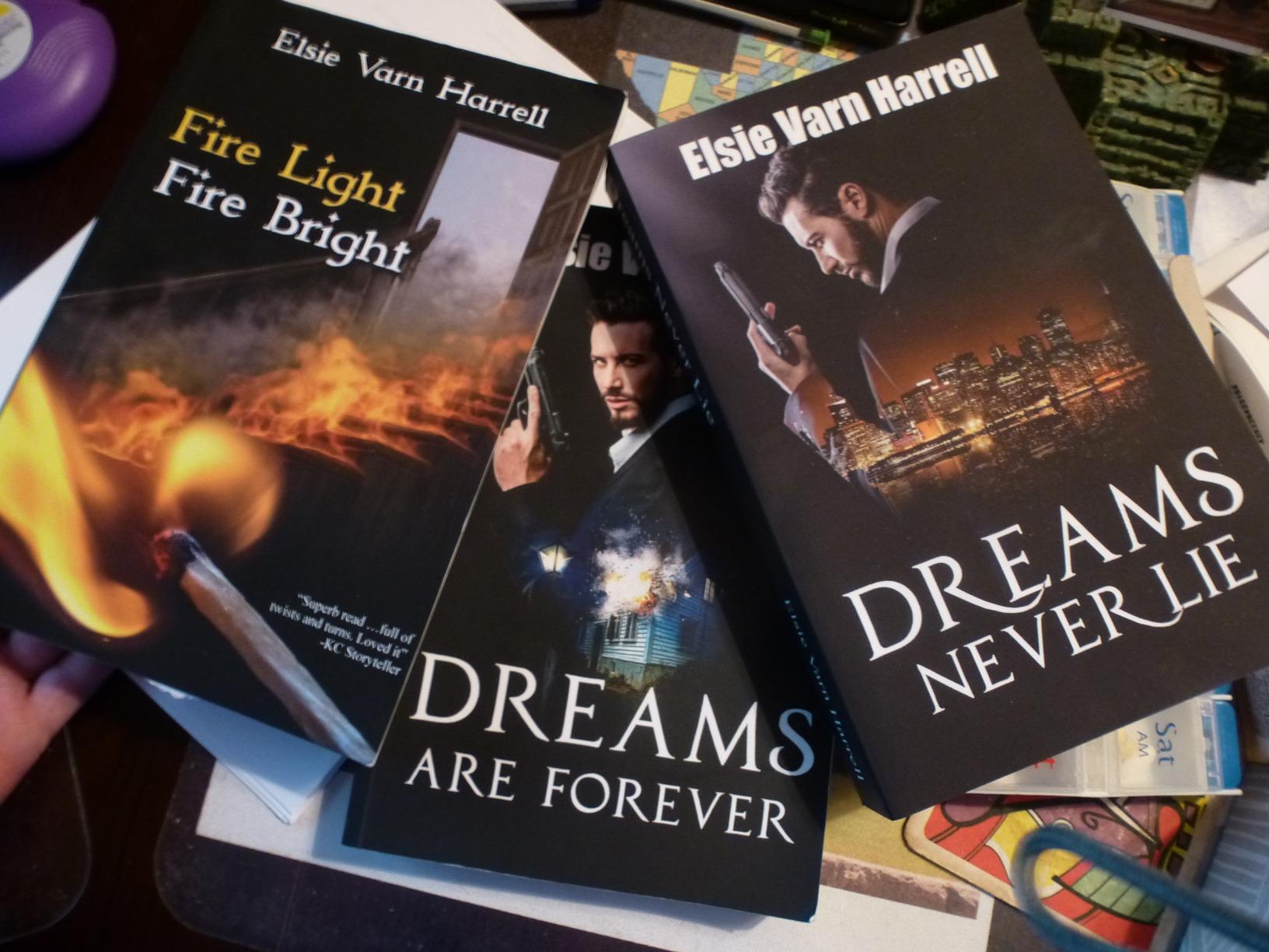 Fire Light Fire Bright: Harrell, Elsie Varn: 9781545305317: Amazon.com ...