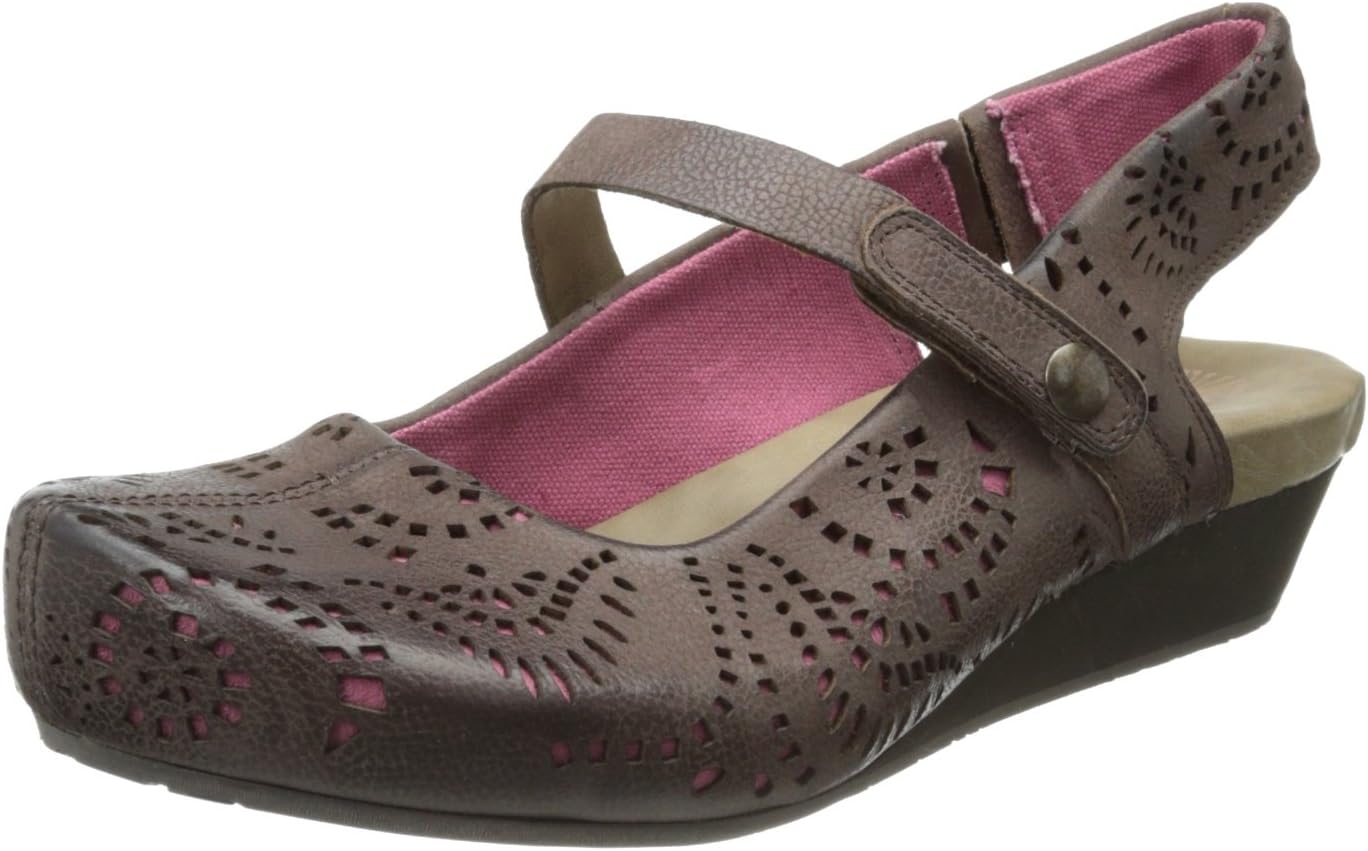 Amazon.com | OTBT Women's Springfield Clog | Mules & Clogs