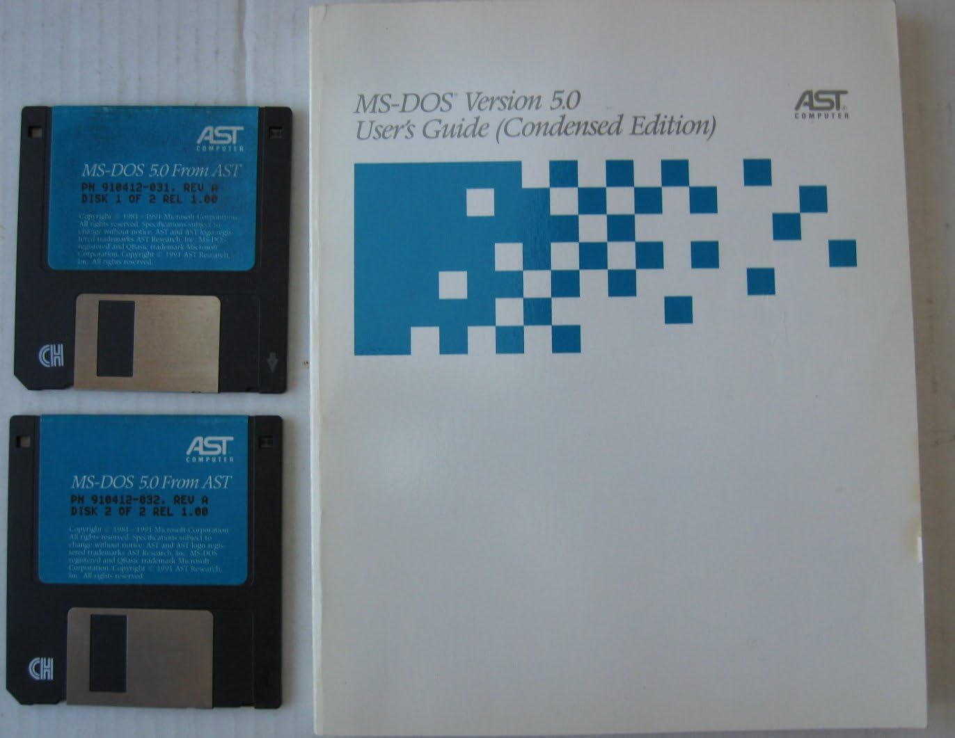 Amazon.com: MS-DOS Version 5.0 - Two 3.5" Floppy Diskettes and User's ...