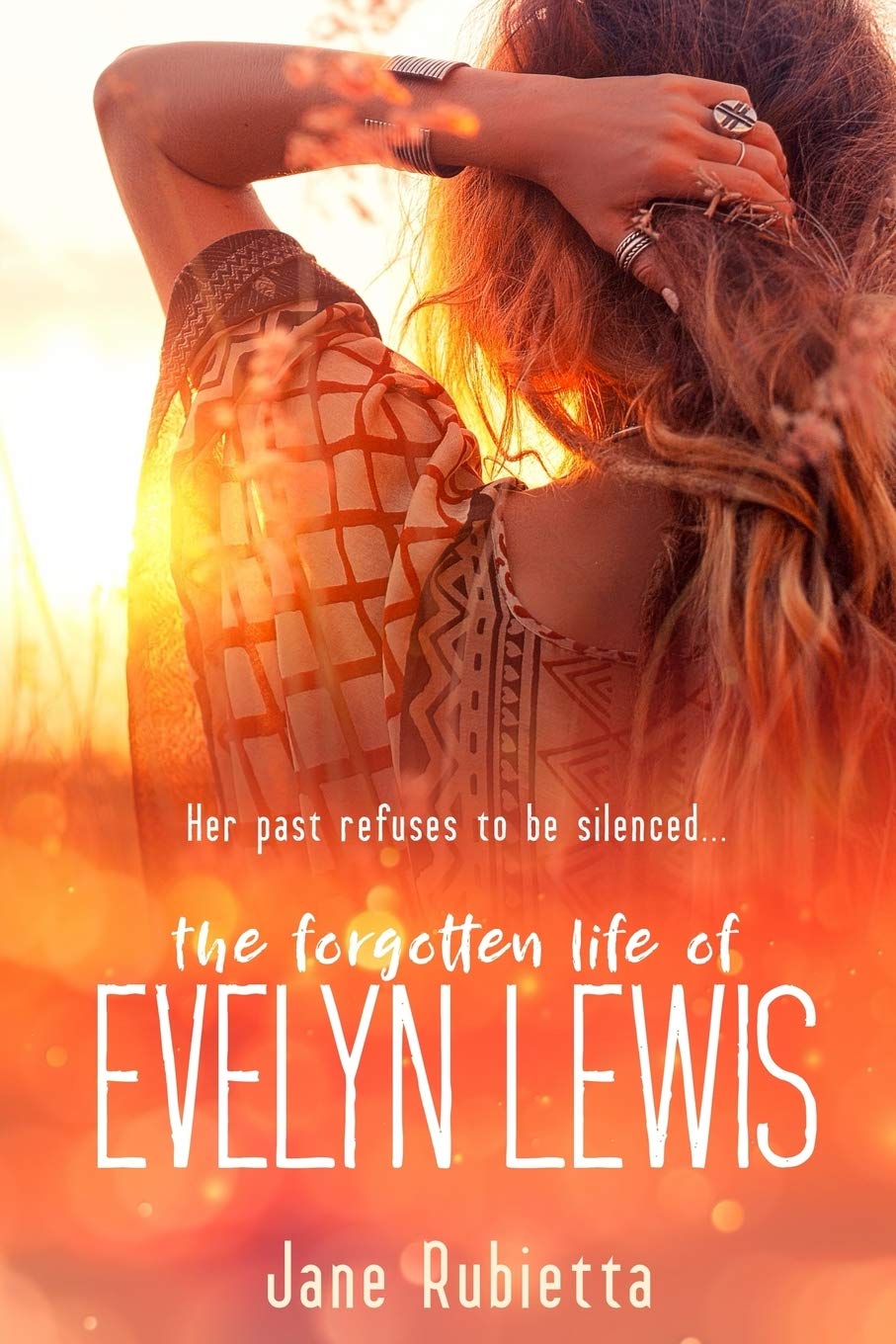 Amazon.com: The Forgotten Life of Evelyn Lewis: 9781946016652: Rubietta ...