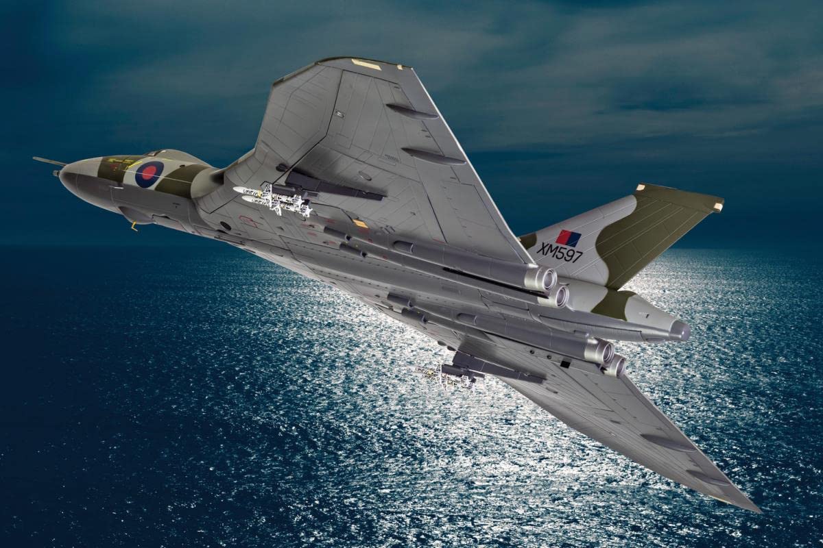 Buy Corgi Diecast Avro Vulcan B2 XM597 'Black Buck 6' Falklands War ...