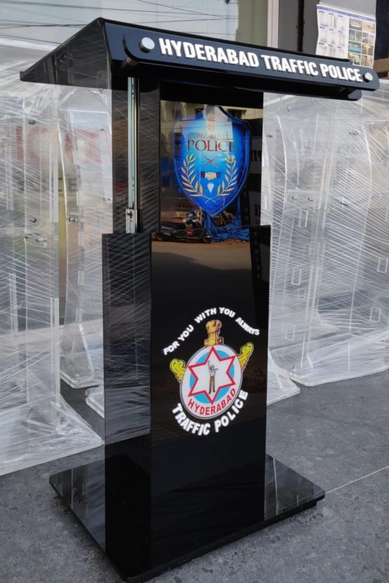 Buy CLASSIC CONCEPTS Clear Acrylic Podium,Transparent Colour Lucite ...