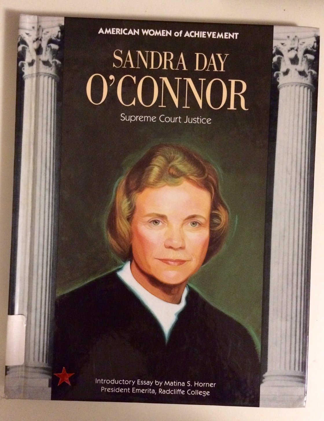 Sandra Day O'Connor (Women of Achievement): Huber, Peter: 9781555466725 ...