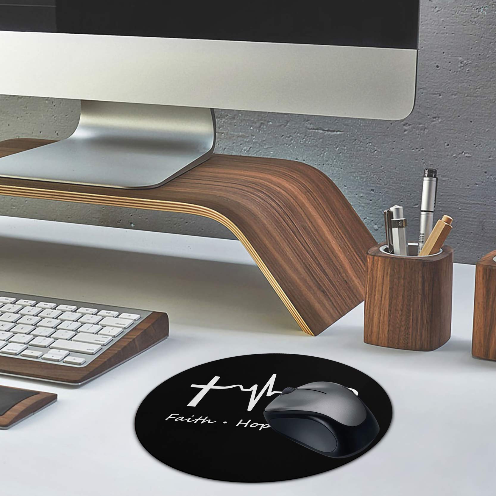 Snapklik.com : Non-Slip Black Rubber Stitched Edge Round Mouse Pad