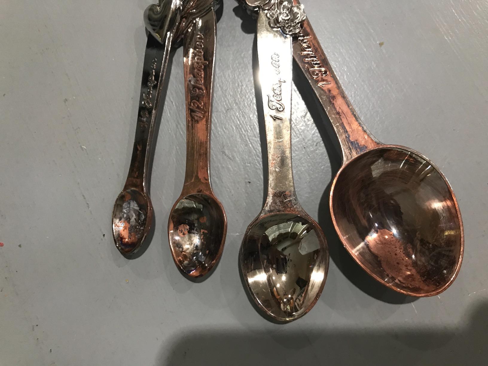 Amazon.com: The Pioneer Woman Cowboy Rustic Metal Figural Measuring ...