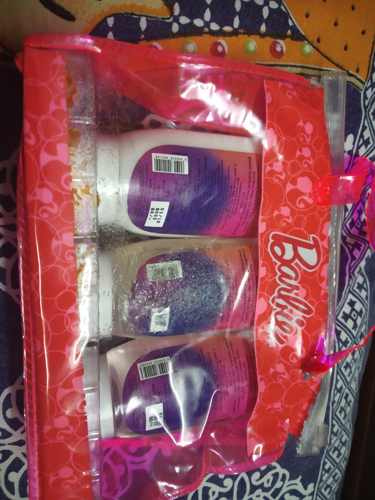 Barbie My Cute Purse - B&S Gel, C.Shampoo & B.Lotion (Multicolor ...