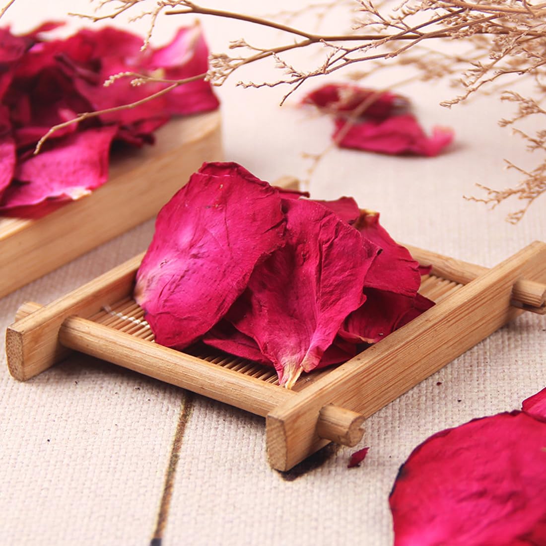 Rose Sechee Comestible Pétales De Rose Rouges Séchés Bio VASANA - 100g ...