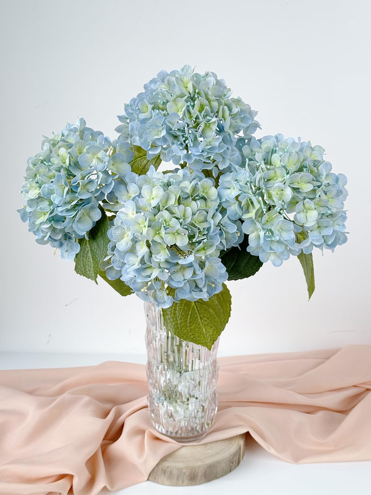 Amazon.com: SUMTIPHUN 4 Pcs 20'' Real Touch Hydrangeas Light Blue ...