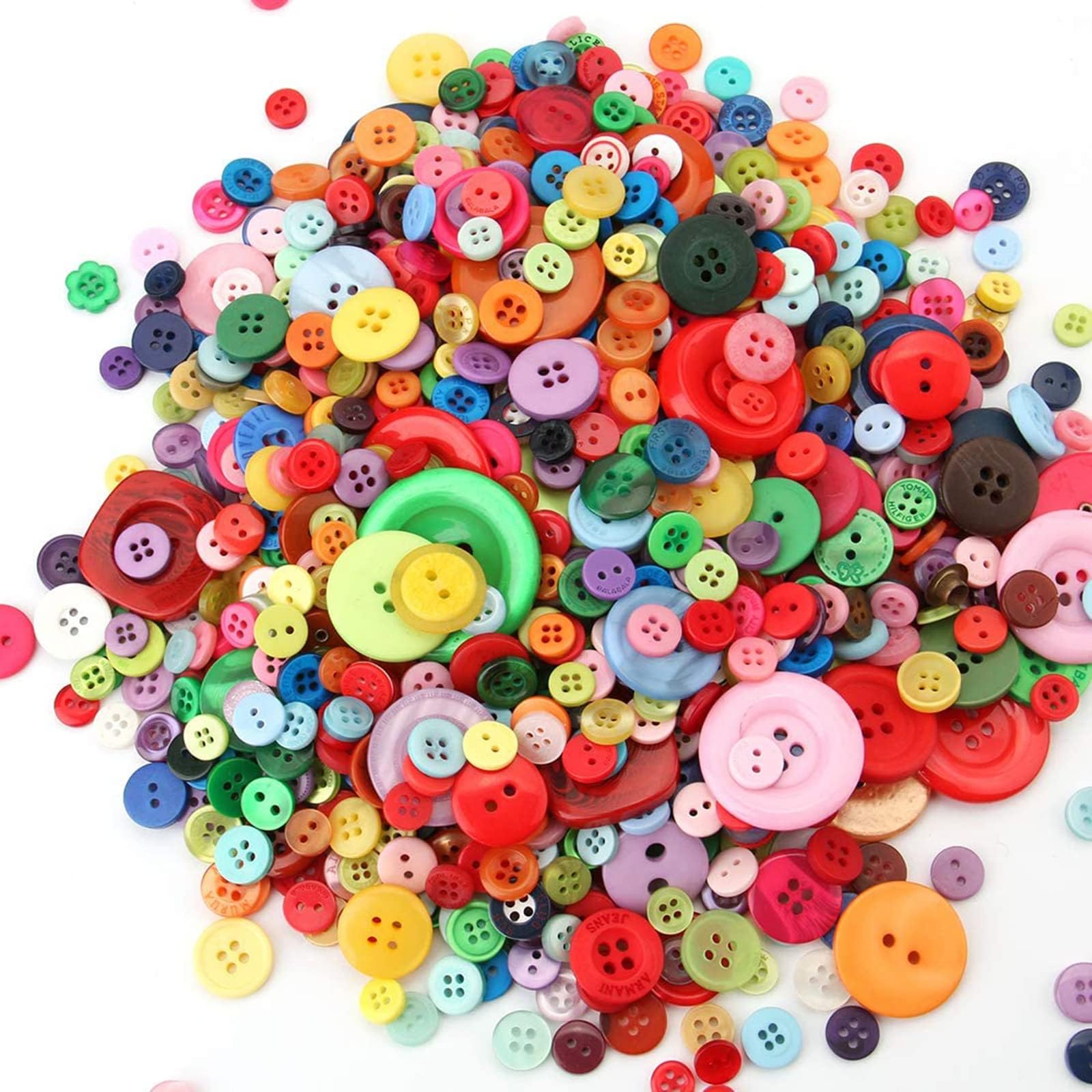 Amazon.com: CRAFTMEMORE Wooden Buttons 4 Holes Round Wood Button for ...