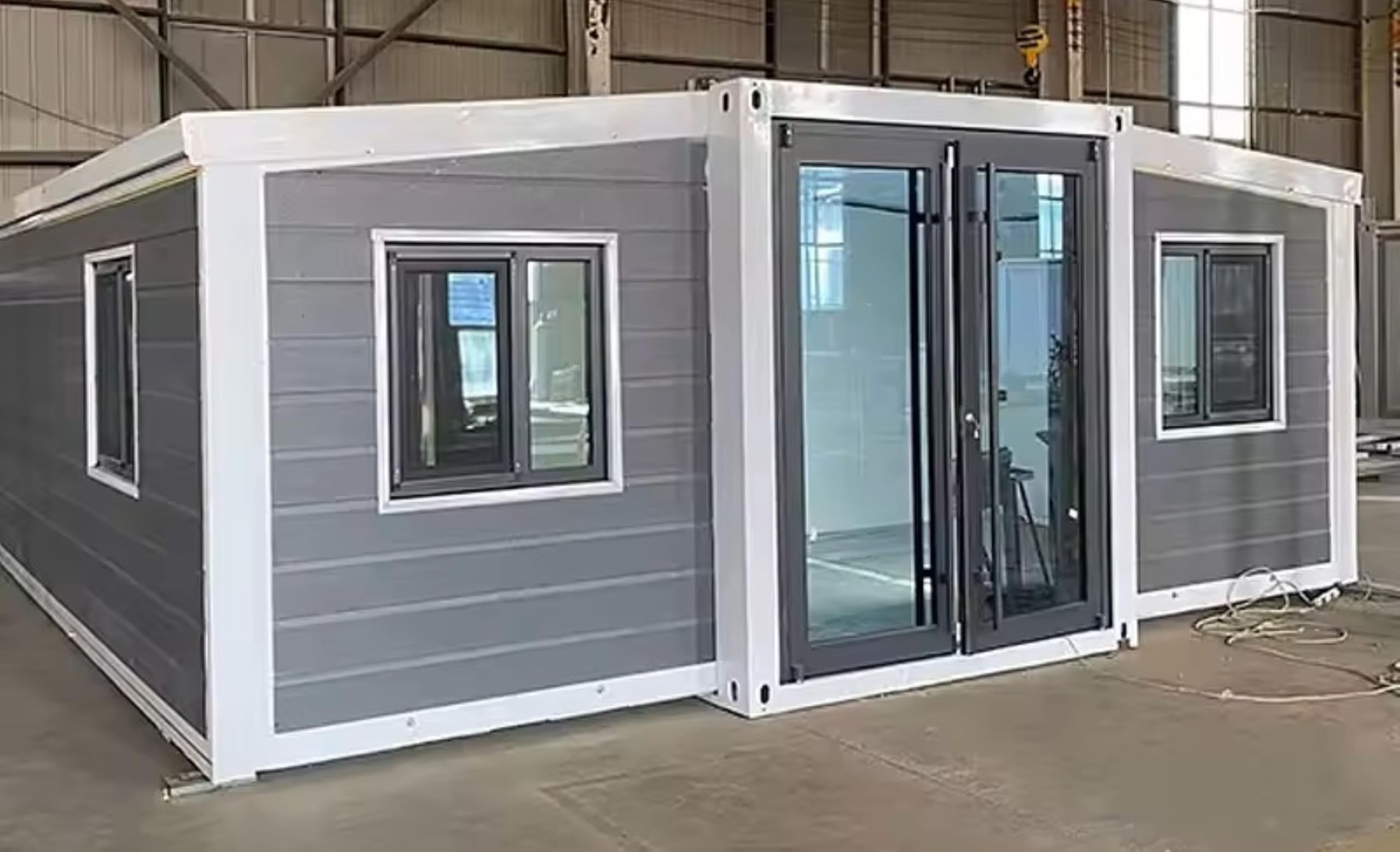 Amazon.com: Tiny Expandable Prefab House to Live in 1 Bathroom, 2 Rooms ...